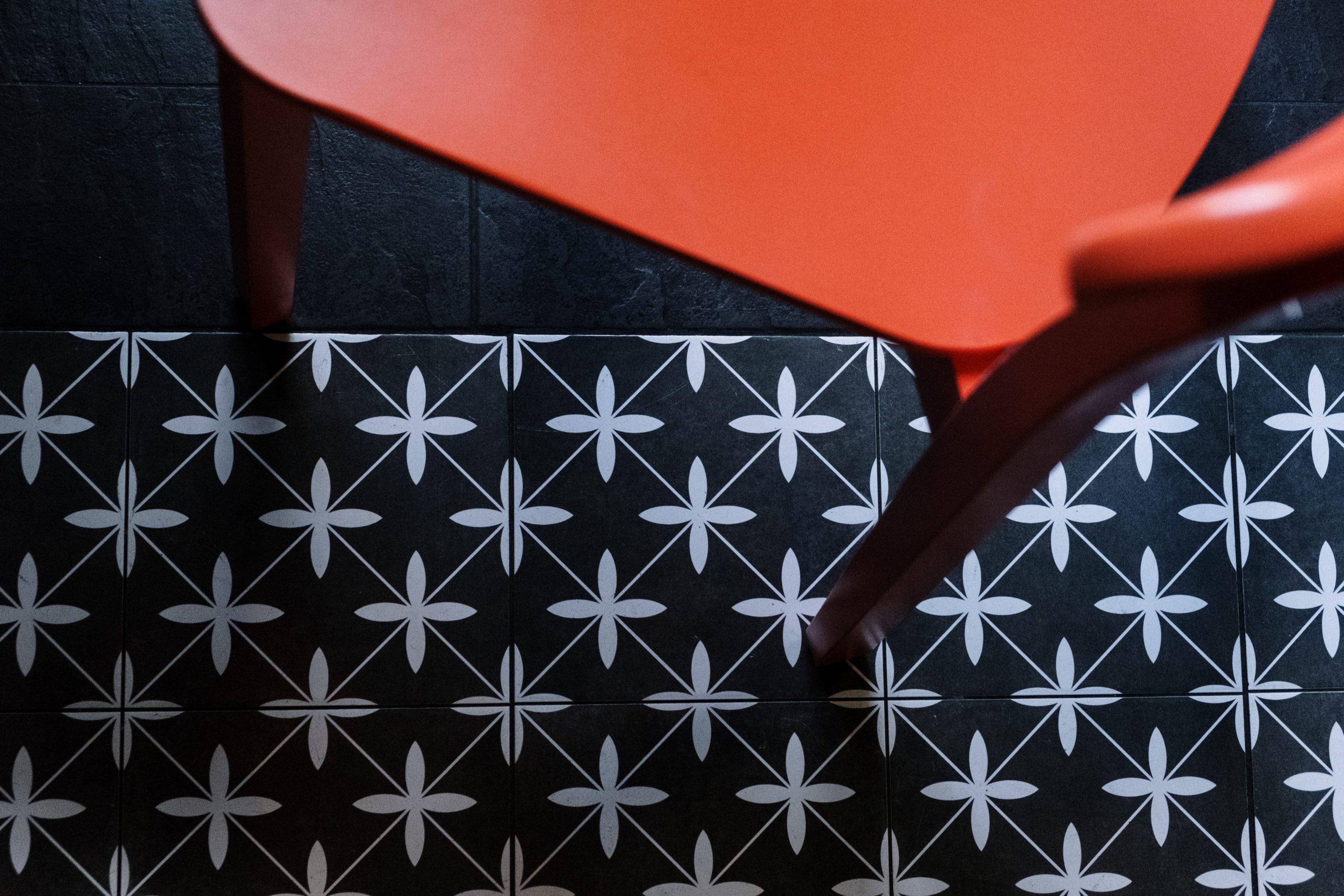 Interior Design With Patterns and Textures - Mom Wife Wine